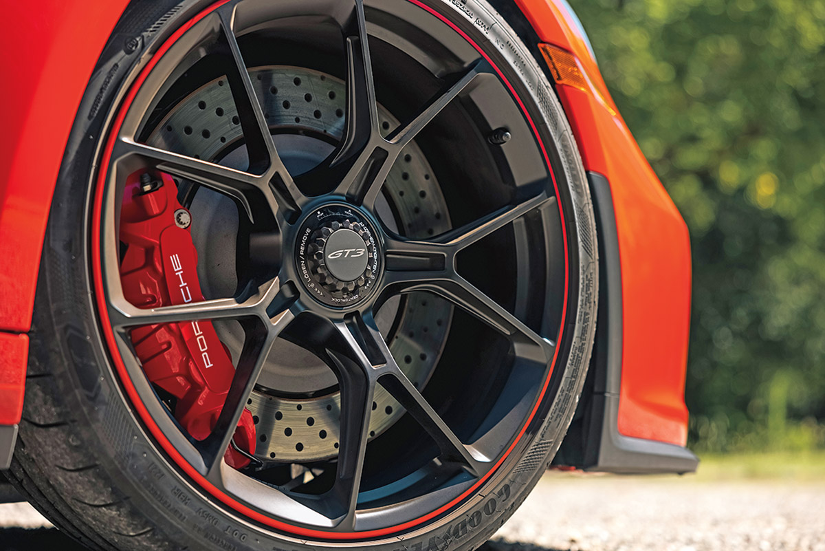 Taking Wing (or not): Comparing the GT3 and GT3 Touring | The Porsche ...