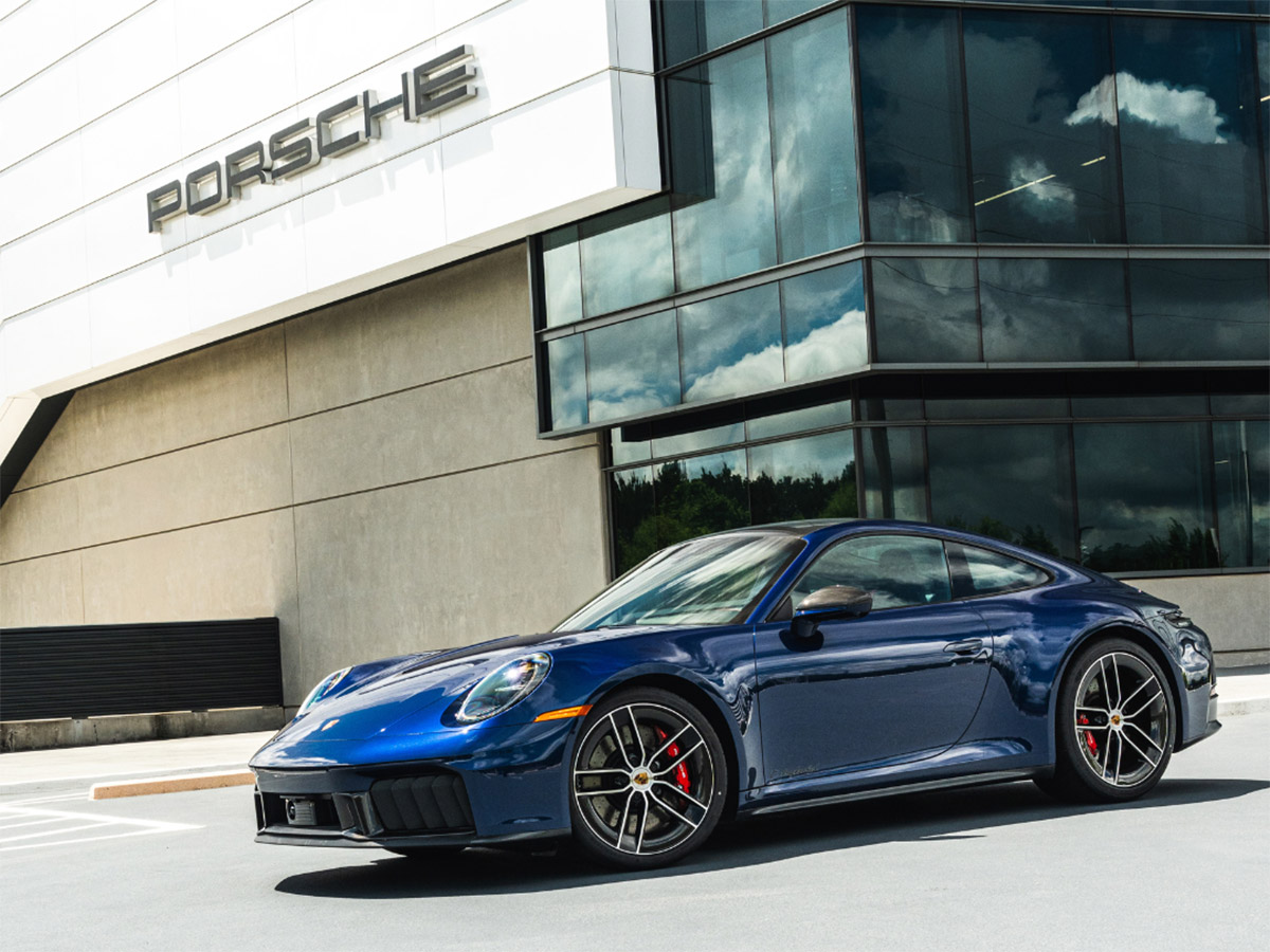 Porsche 911 Carrera GTS T-Hybrid is seamless power, just like the ...