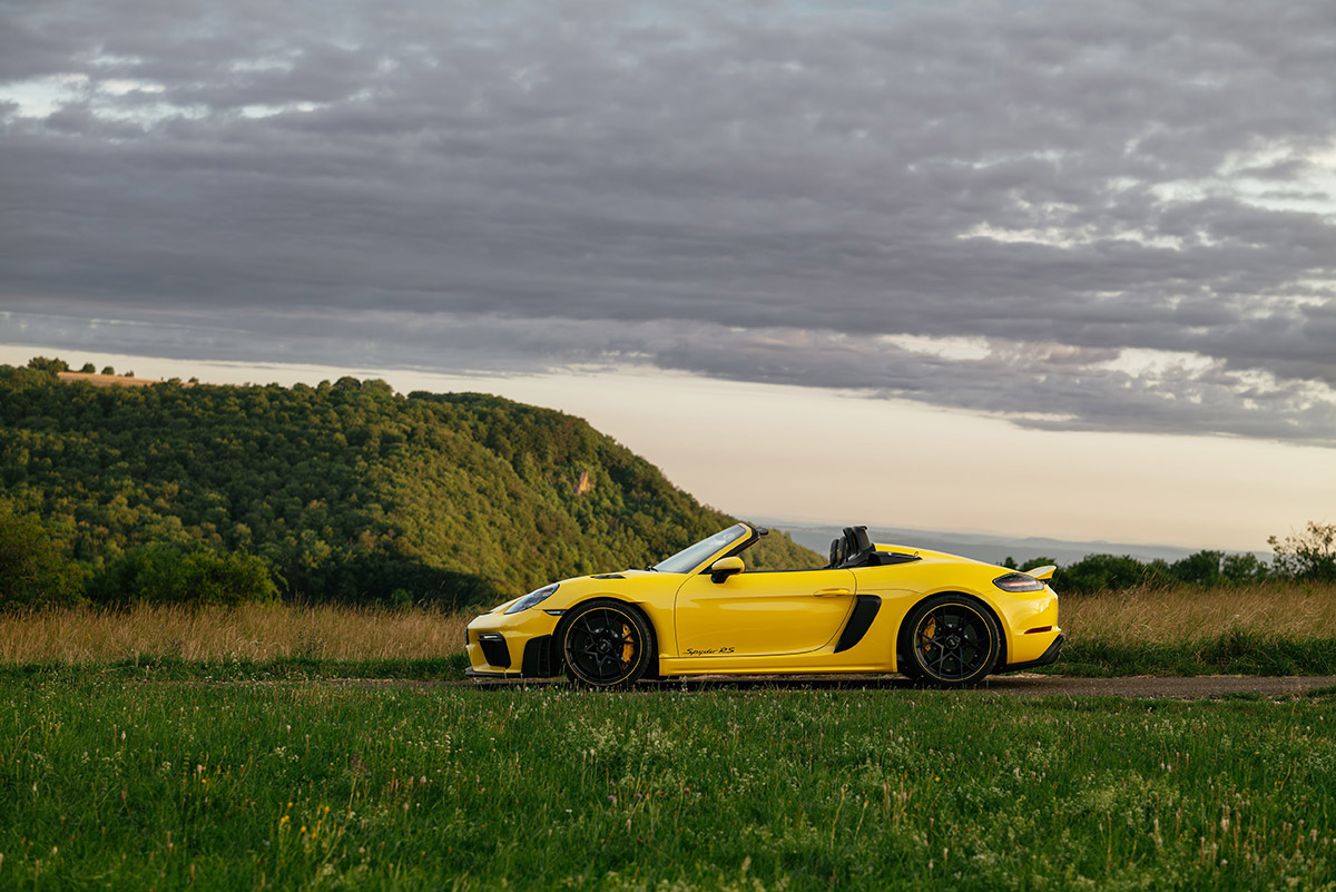 First Drive: Porsche 718 Spyder RS is tuned for your favorite back road ...