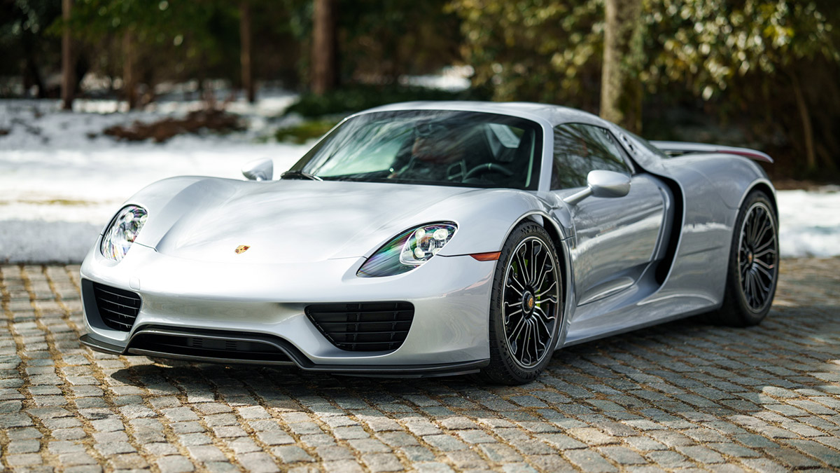 Broad Arrow is bringing an exceptional lineup of Porsches to their ...