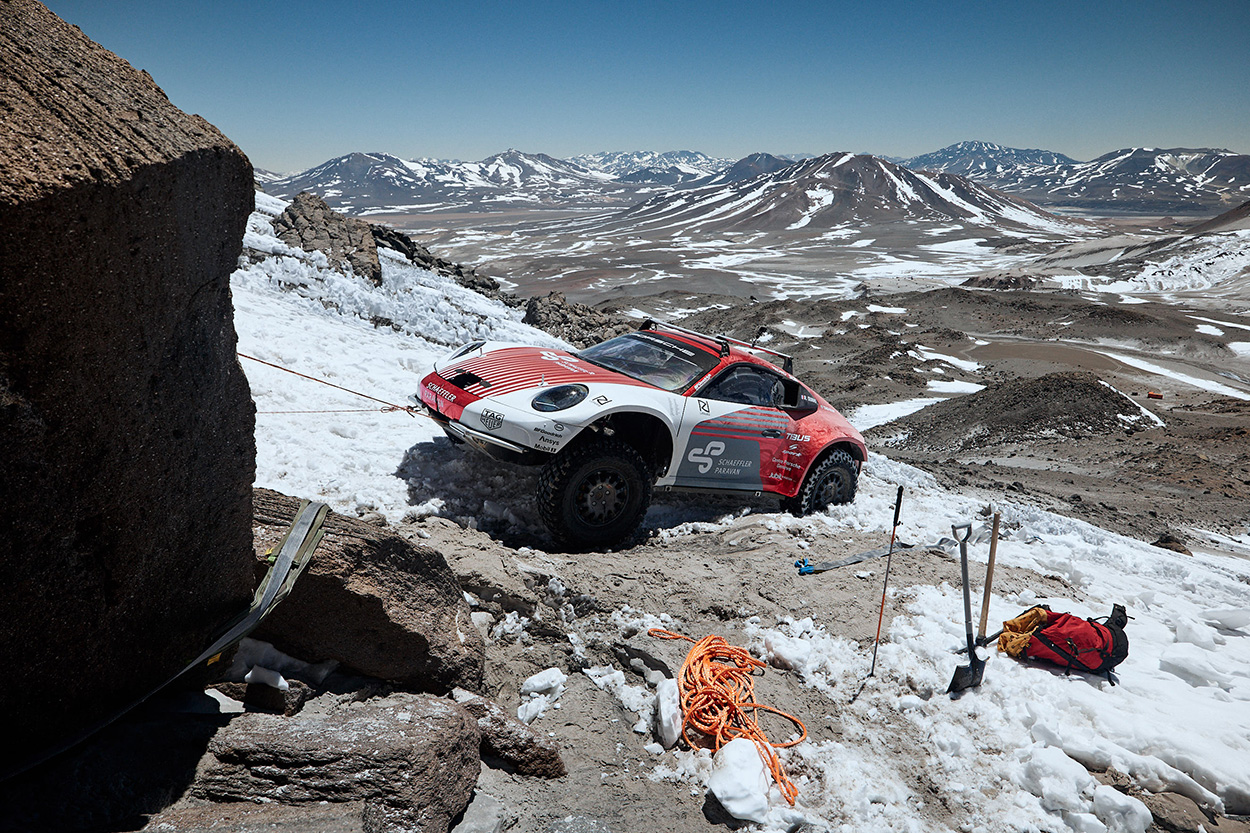Porsche sends two experimental 911 Carrera 4Ss nearly 20,000 feet up ...