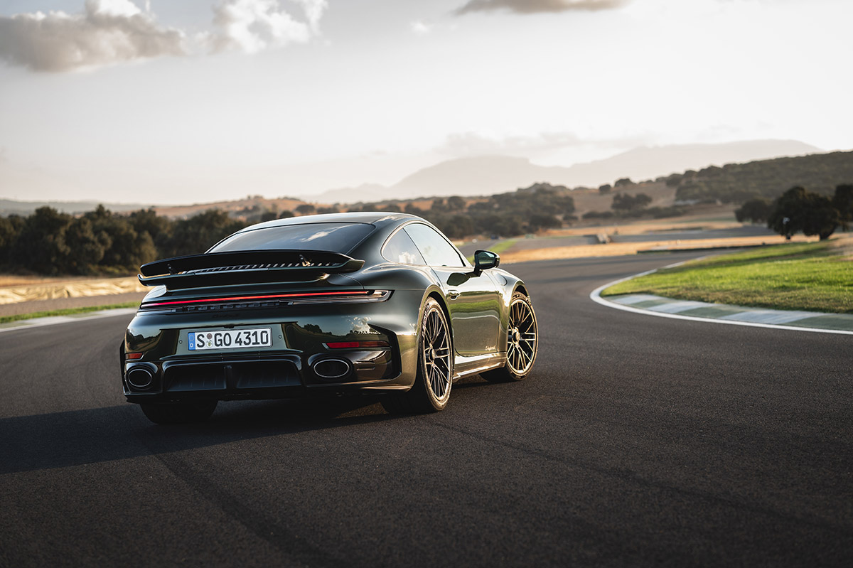 First Drive: 2026 Porsche 911 Turbo S — Charismatic T-Hybrid powertrain ...