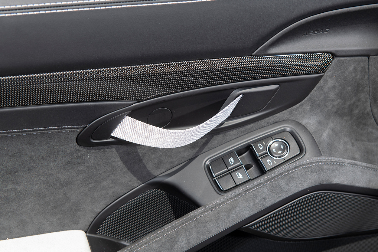 Rennsport Illustrated: driving seven Porsche 911 RS models | The ...