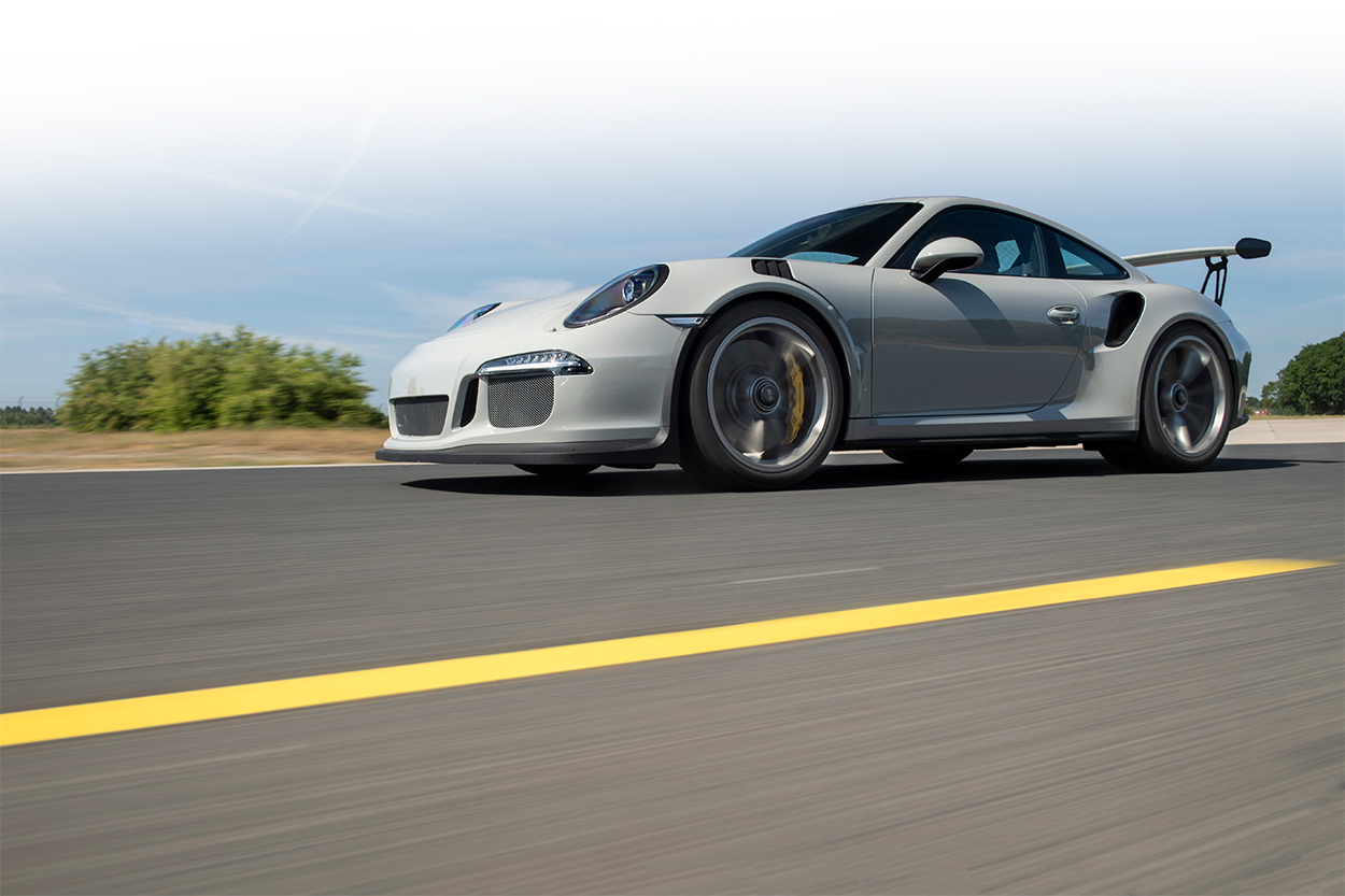 Rennsport Illustrated: driving seven Porsche 911 RS models | The ...