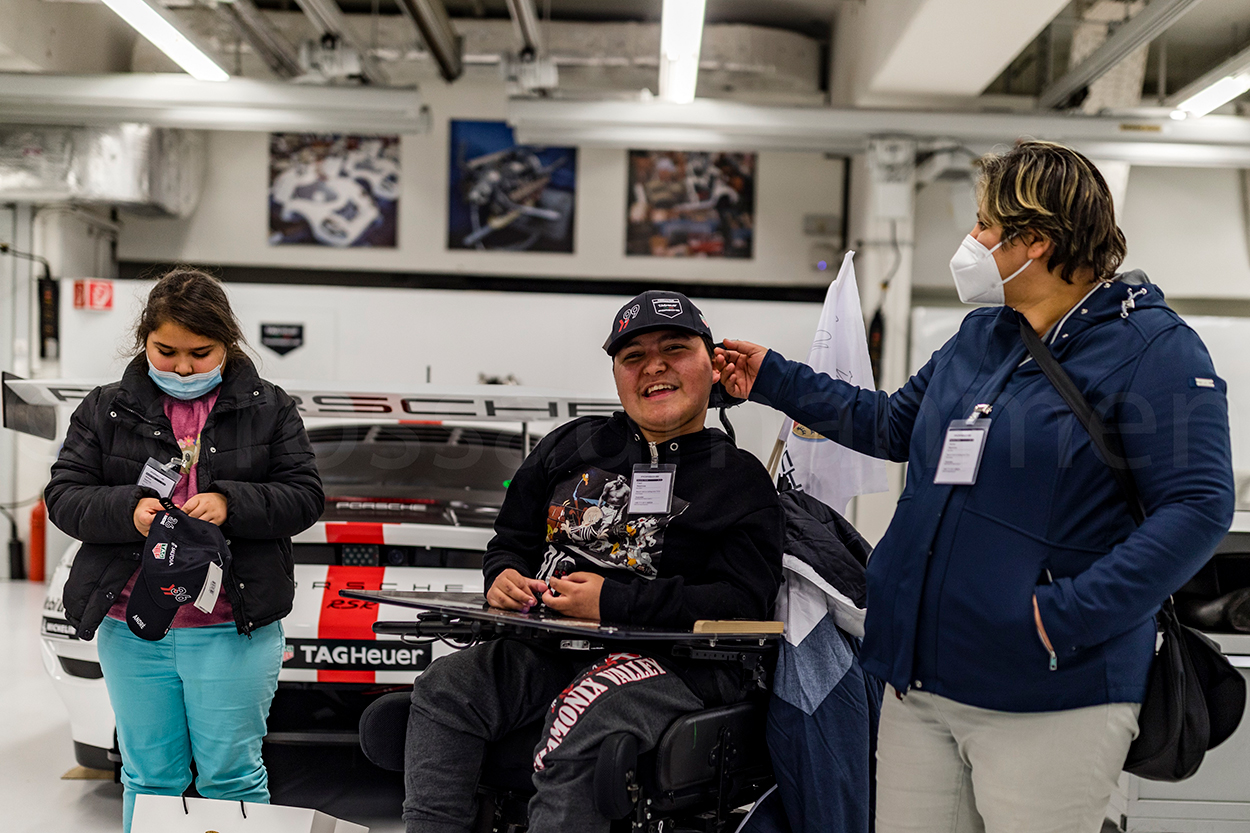 Porsche fulfills wishes of children and young people with critical ...