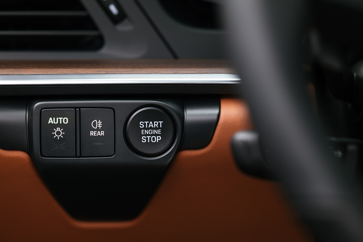 Porsche unveils hybrid powertrain in new 2025 911 Carrera GTS, plus 992 ...