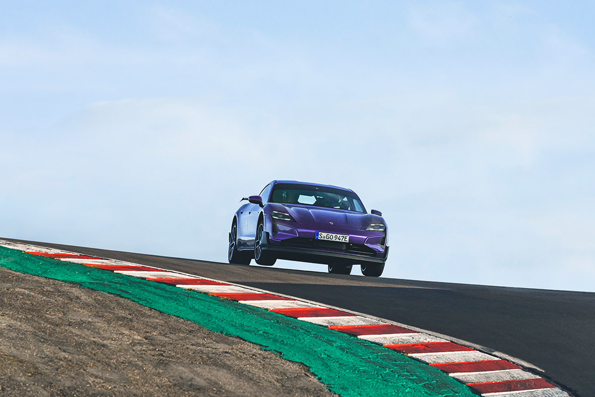 Porsche's new 1,000+hp Taycan Turbo GT: Just two motors needed to beat ...