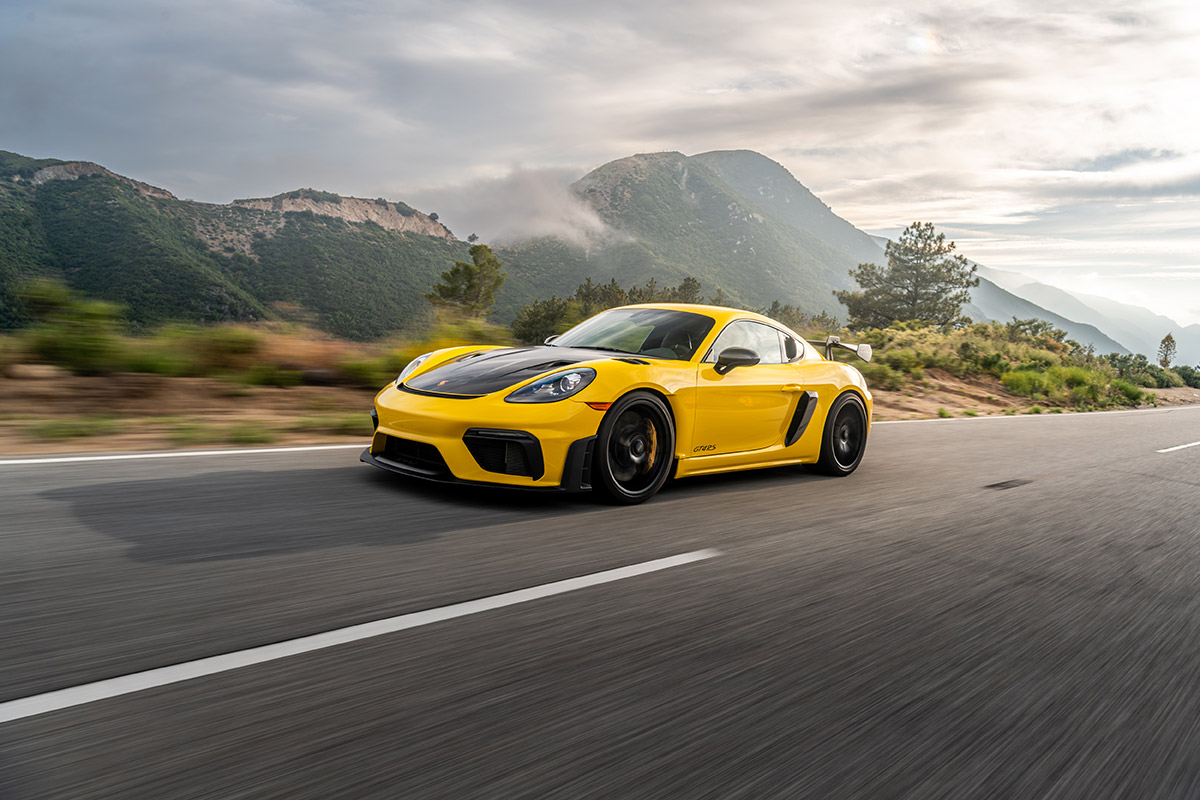 Street Review: 2023 Porsche 718 Cayman GT4 RS is unapologetically brutal | The Porsche Club of ...