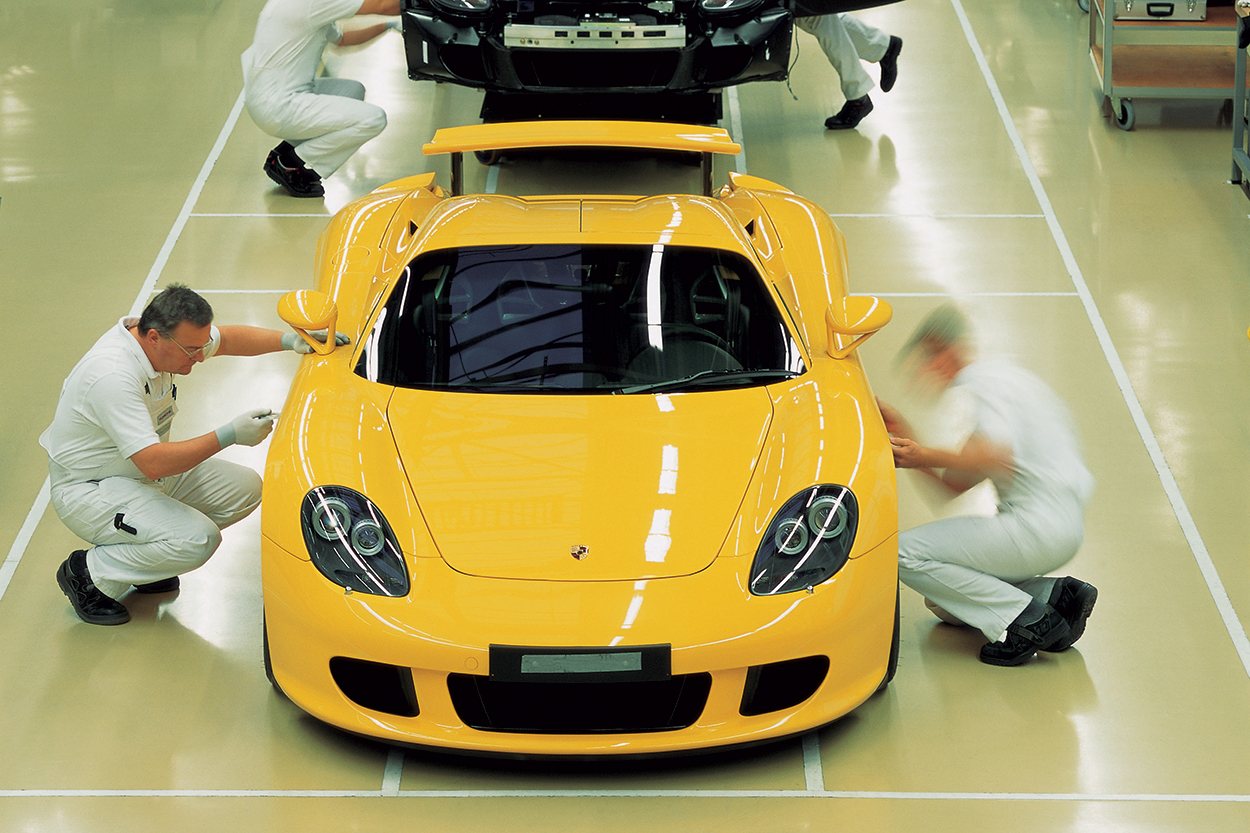 Who wore it better? Comparing Porsche colors with their equivalents ...