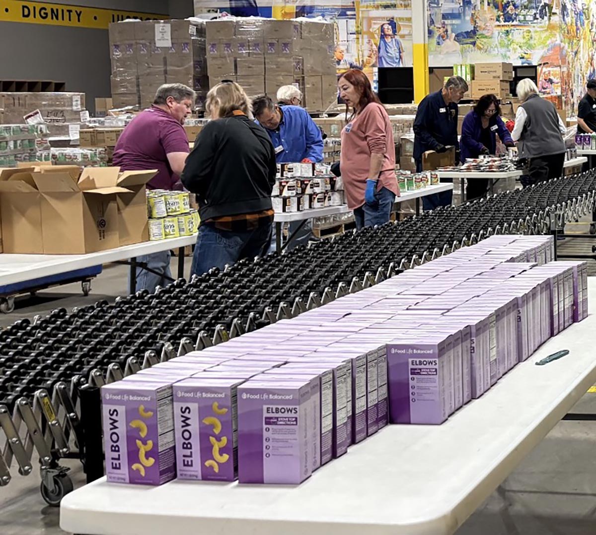 Milwaukee Region fills hundreds of food boxes for their community | The ...